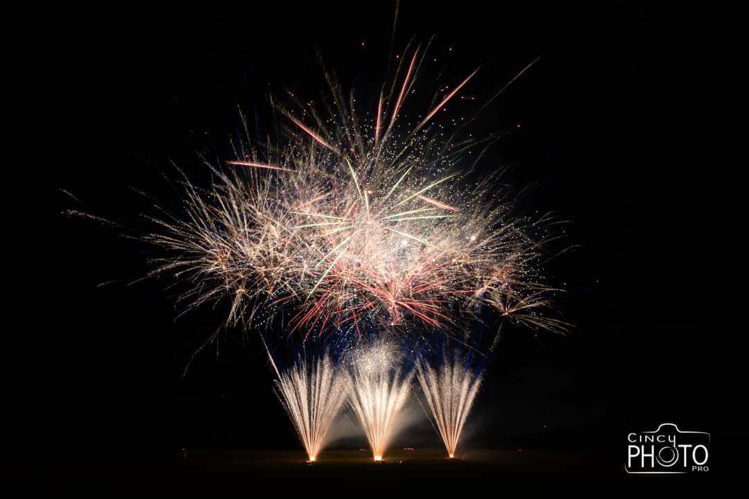 8 Important Firework Photography Tips - Cincy Photo Pro